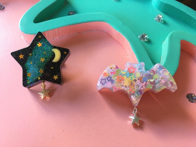 Set Pastel Goth Pins - Brooches and Pins - Lace Market: Lolita Fashion ...