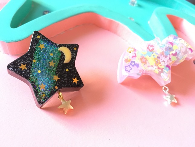 Set Pastel Goth Pins - Brooches and Pins - Lace Market: Lolita Fashion ...