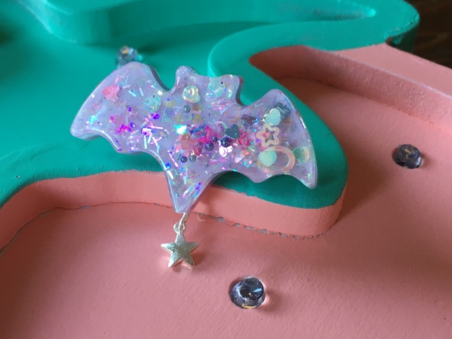 Set Pastel Goth Pins - Brooches and Pins - Lace Market: Lolita Fashion ...