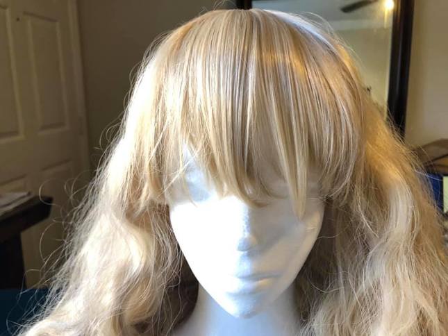 Lockshop Wigs Long Wavy Wig in Vanille - Wigs and Artificial Hair ...