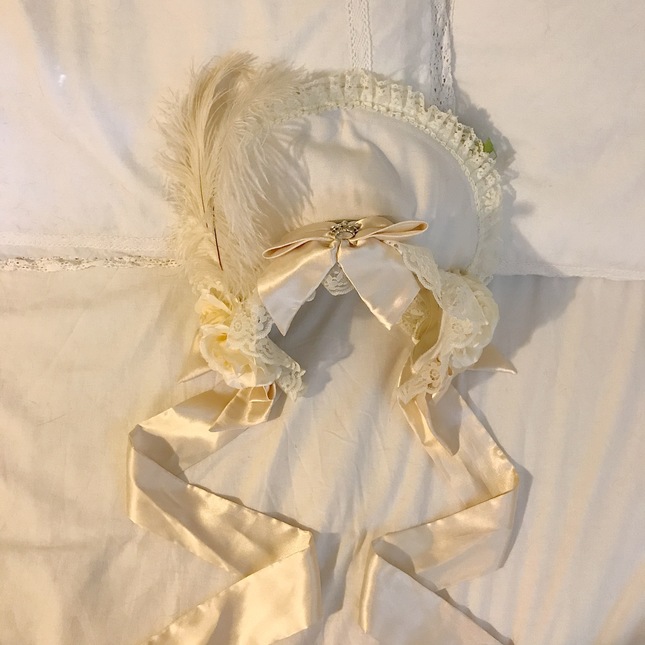 Triple Fortune Ivory bonnet - Bonnets - Lace Market: Lolita Fashion Sales