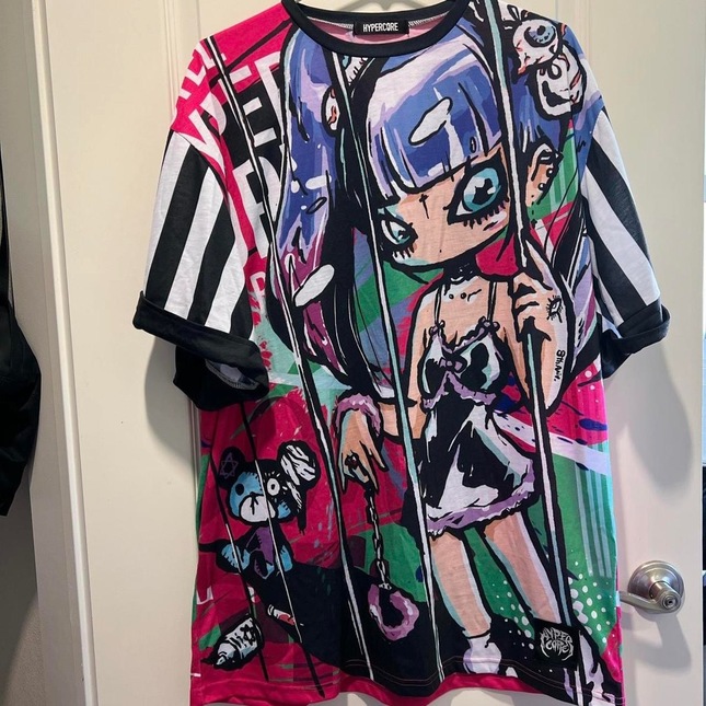 Hypercore Love Cuffs Big T-Shirt - Tops - Kei Market: Buy and Sell ...
