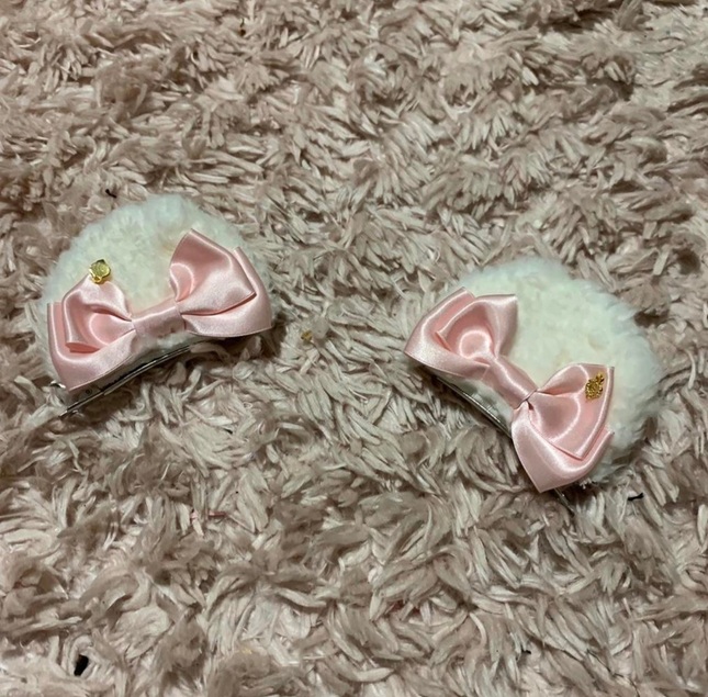 Pink x white btssb kumya ear clips - Headdresses - Lace Market: Lolita ...