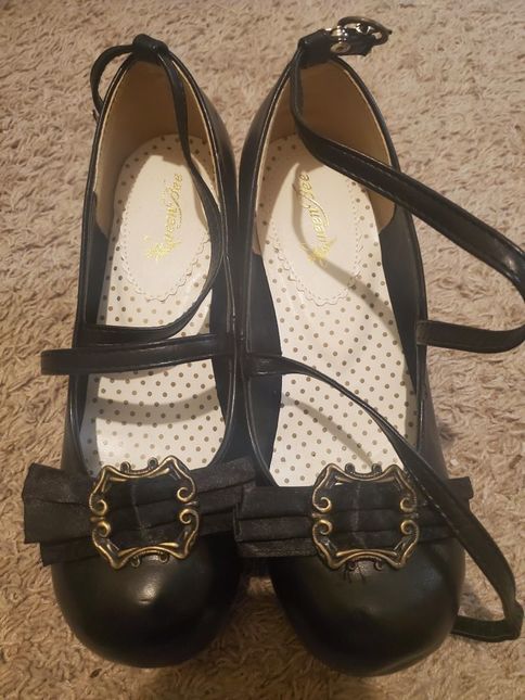 Queen Bee size LL black classical frame pumps - Shoes - Lace Market ...