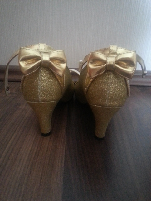 Gold glitter pumps - Shoes - Lace Market: Lolita Fashion Sales