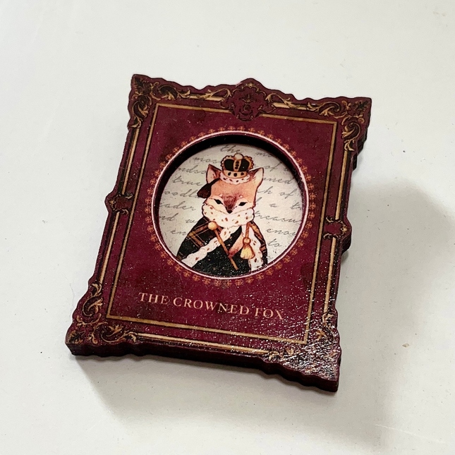 Peppermint Fox Crowned Fox Brooch - Brooches and Pins - Lace Market ...