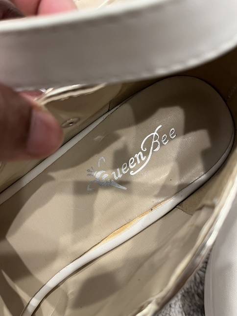 👑🐝Queen Bee: Table Leg Shoes White Size 41🐝👑 (Fits more like an 8 1/2 ...