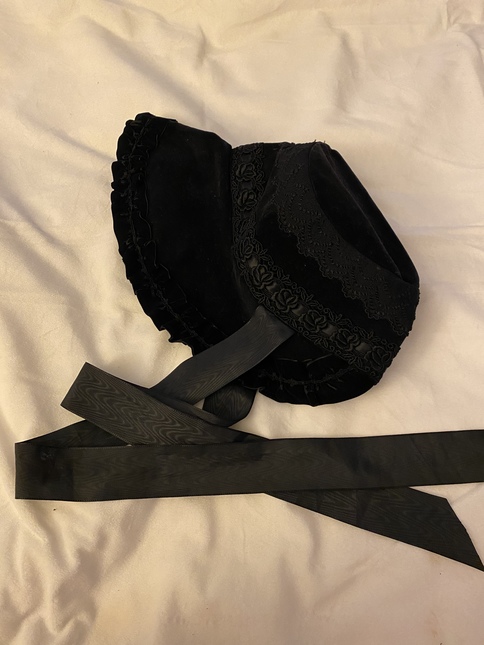 Antique Beast Bonnet - Bonnets - Lace Market: Lolita Fashion Sales