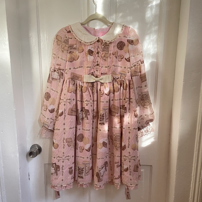 Cream Cookie One Piece + Barrette in Pink - One Piece - Lace Market ...