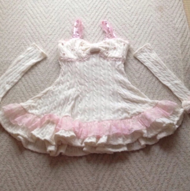 ISO WTB: La Pafait knit marshmallow dress + armsleeves - Dresses - Kei ...