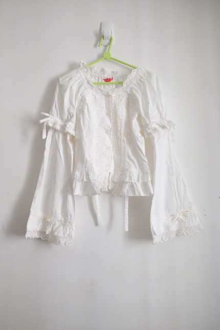 *Set* BTSSB old school Princess Sleeve Back Shirring Blouse and Karami ...