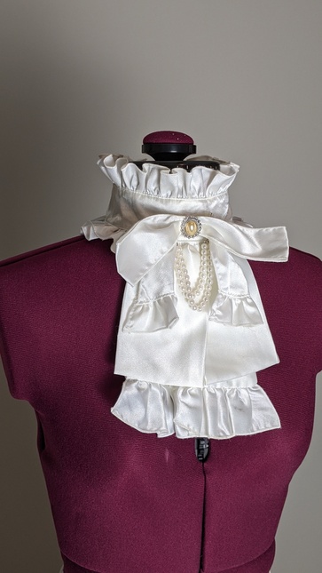 Marble White Pearl Jabot - Other Accessories - Lace Market: Lolita ...