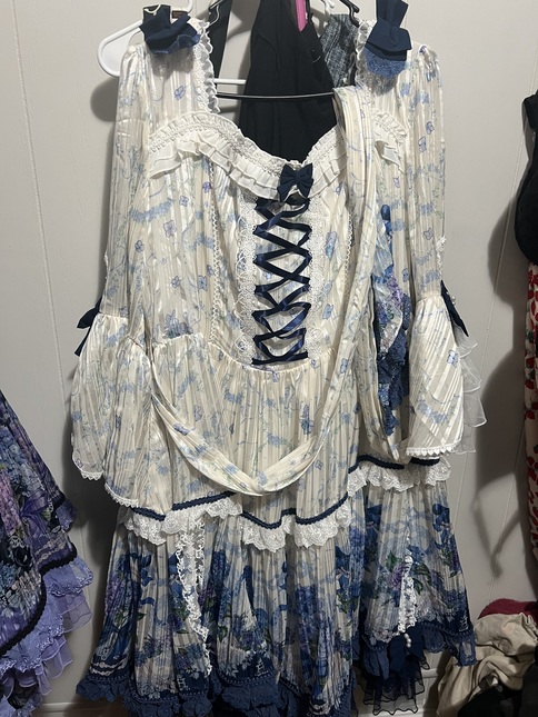 Haenuli Beautiful Hydrangea OP 2X/3x White - One Piece - Lace Market ...