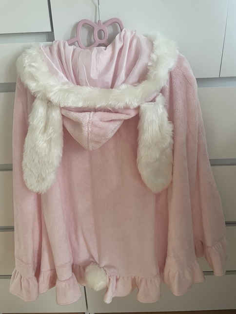 Maxicimam - Fluffy Bunny Cape - Outerwear - Lace Market: Lolita Fashion ...