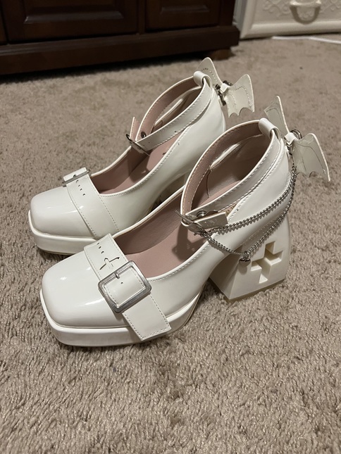 Bingo Lulu White Gothic Cross Bat Heels SIZE 36 (US 6) - Shoes - Lace ...