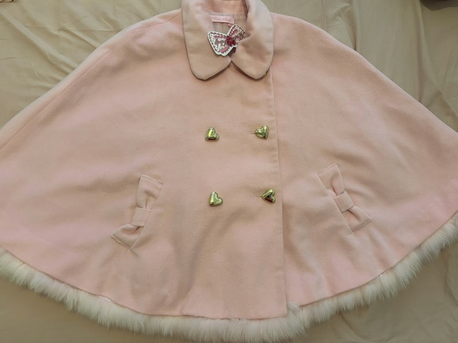 Princess Melody fur trimmed cape - Capes - Kei Market: Buy and Sell ...