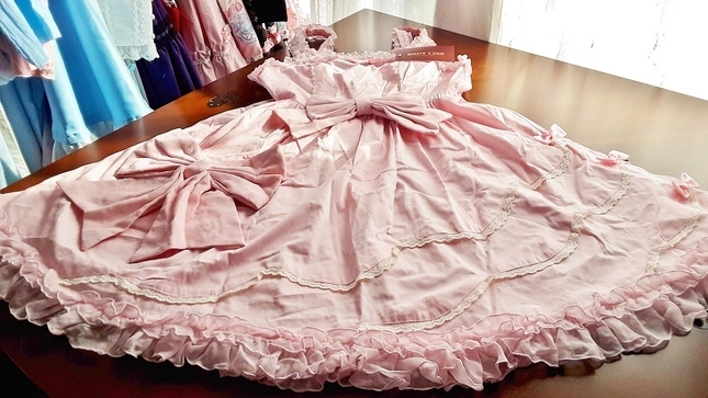 Bodyline True Pink Honey Margaret JSK (L365) Size M NWT - Dresses ...