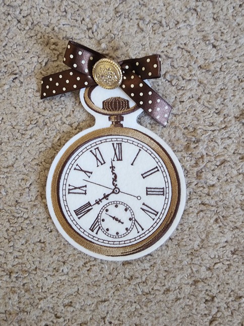 AatP Embroidered Clock Brooch - Jewelry - Lace Market: Lolita Fashion Sales