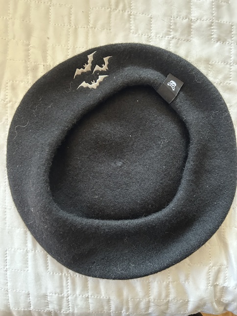 Sourpuss Bat Beret - Hats - Lace Market: Lolita Fashion Sales