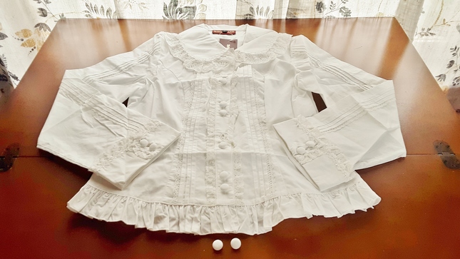 Bodyline White and Cold White Je t'aime Twin Button Pin Tuck Blouse (L108) Size 2L NWT with ...