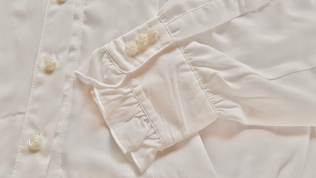 Bodyline White (owh) Chiffon Blouse with Rose Buttons Size M NWOT with ...