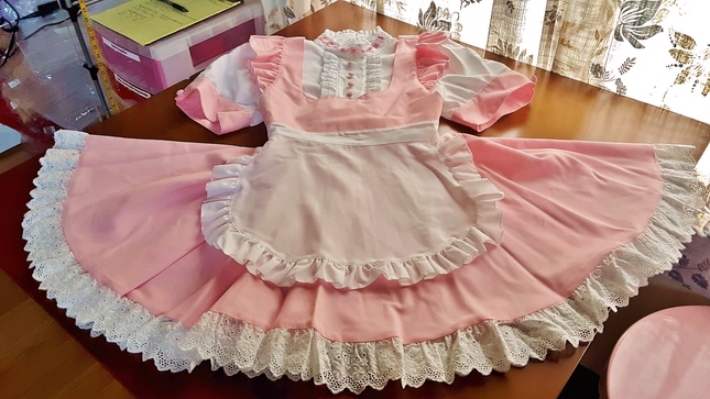 Bodyline Pink and Cold White 2-Piece OP with Apron Size 2L NWT ...