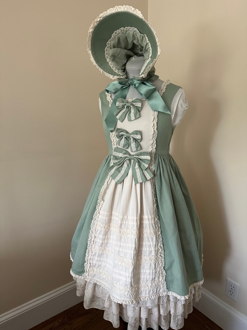 IW Classical Babydoll JSK + Priscilla Bonnet Old School in Antique ...