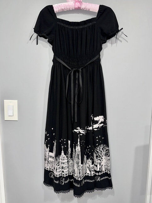 Moi meme Moitie Silent Moon OP NWT - Medium Length 2023 - Black x White ...