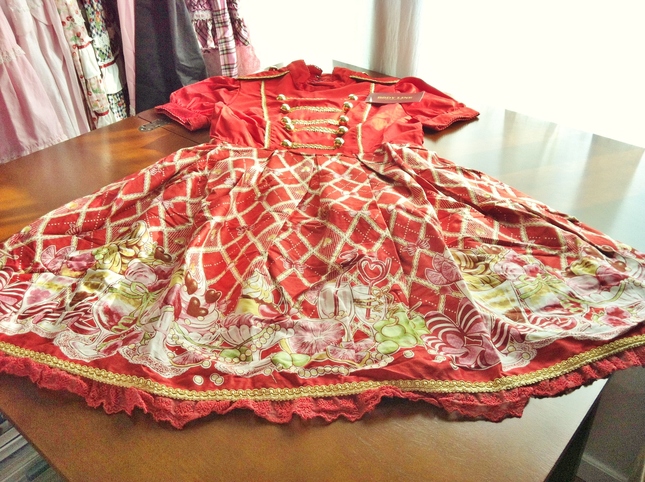 Bodyline Red Military Sweets OP (L396) Size M NWT with Print Flaw ...