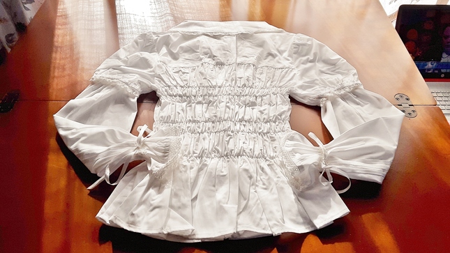 Bodyline White and Cold White Shirring Blouse (Defective Lot Version ...