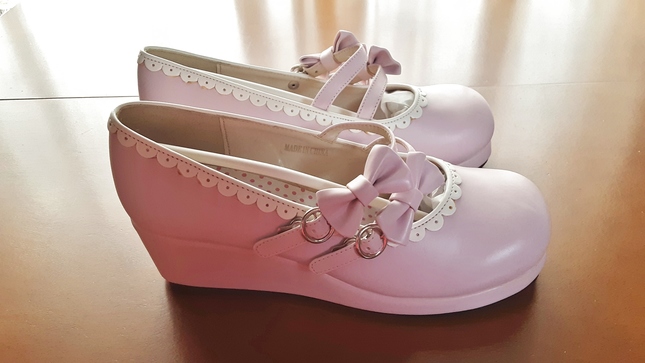 Bodyline Cold Pink and White ChaCha Double Ribbon Shoes Size 23.0 NWOT ...