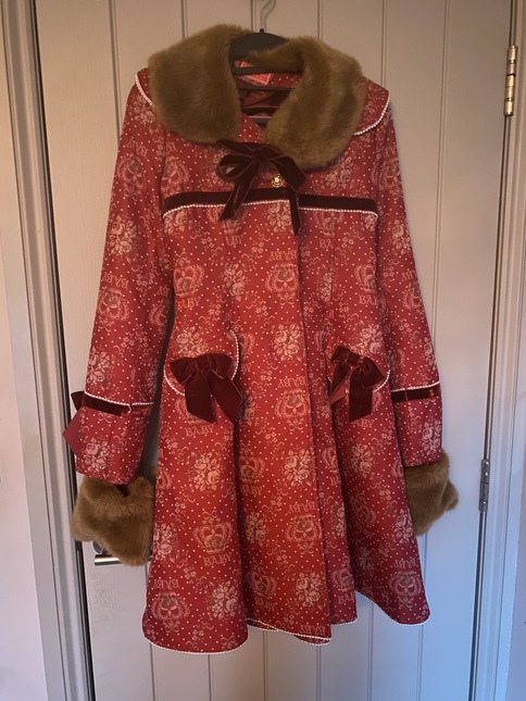 Baby the Stars Shine Bright Crown Gobelin Coat - Coats - Lace Market ...