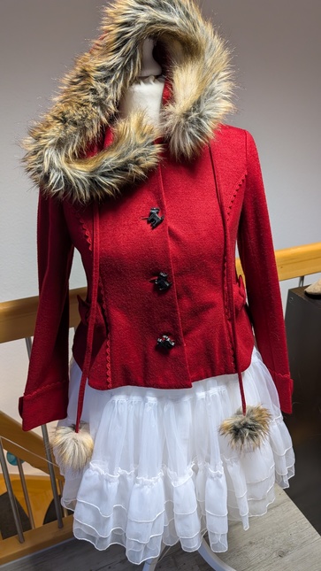 Shirley Deer short red jacket with faux fur - Jacket/Parka - Lace ...