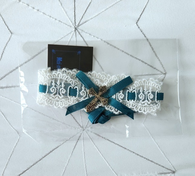 Moi Meme Moitie - Cross Logo Charm Lace Choker (Emerald) NWT ...