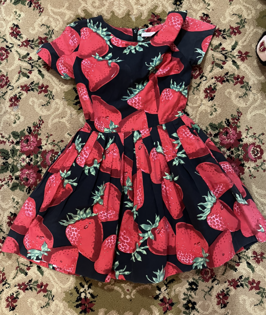 1995/4 Milk Strawberry Op - Dresses - Lace Market: Lolita Fashion Sales