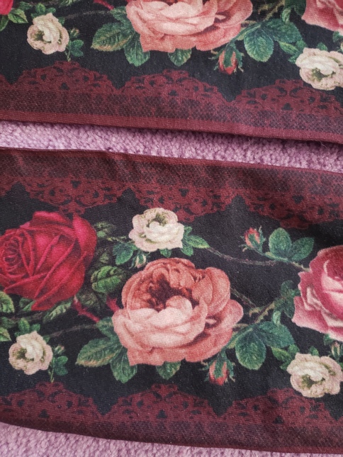 Morun x Muuna Stoik Rose Thorn OTKs - Socks and Tights - Lace Market ...