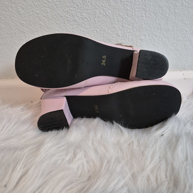 Off Brand Scalloped Cut Ribbon Shoes in pink size 24.5 - Shoes - Lace ...