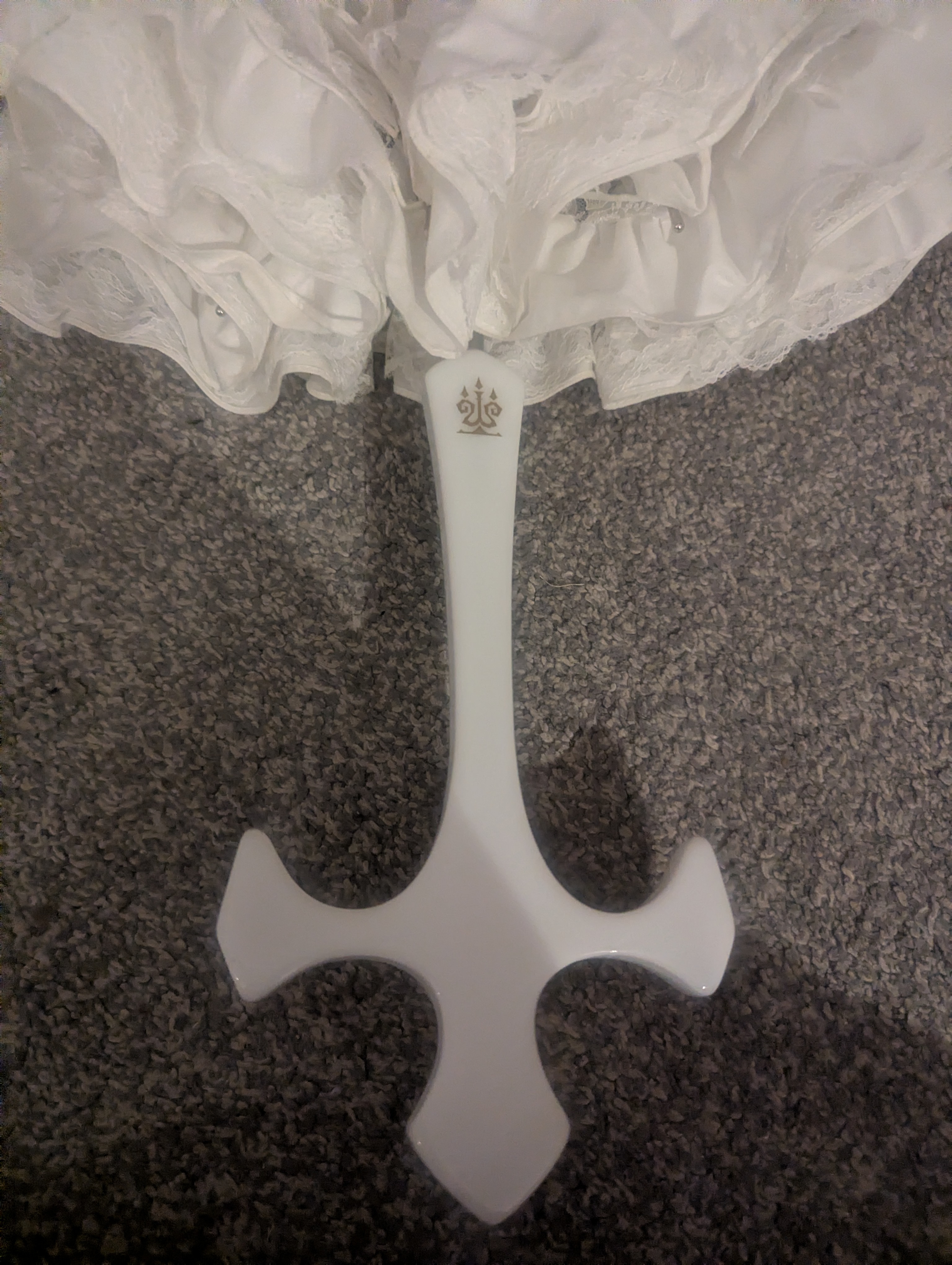 Moi Meme Moitie Rose Croix Pagoda Parasol White - Umbrellas and ...