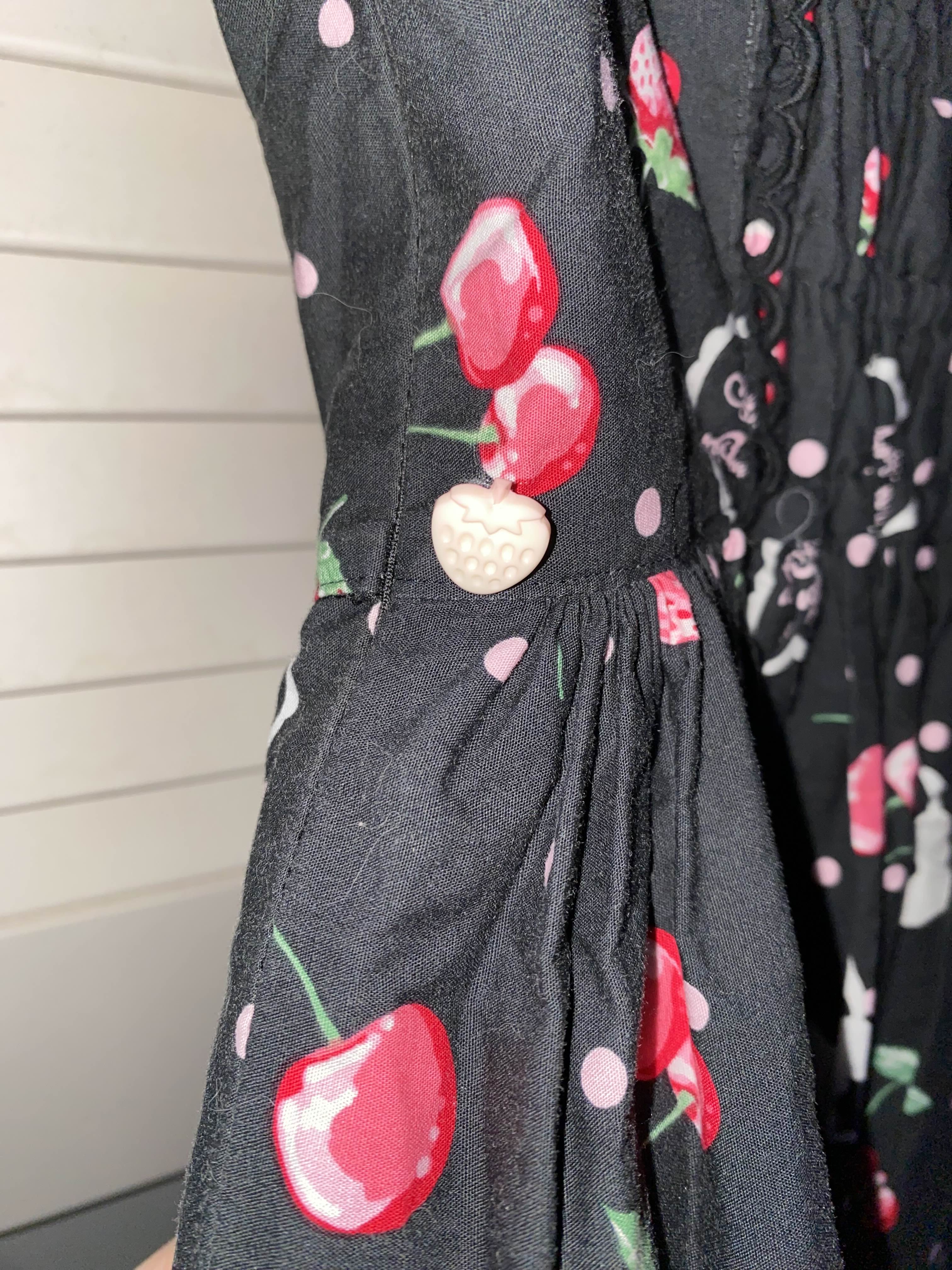 Angelic Pretty: Cherry Berry Bunny OP 2009 - One Piece - Lace Market ...