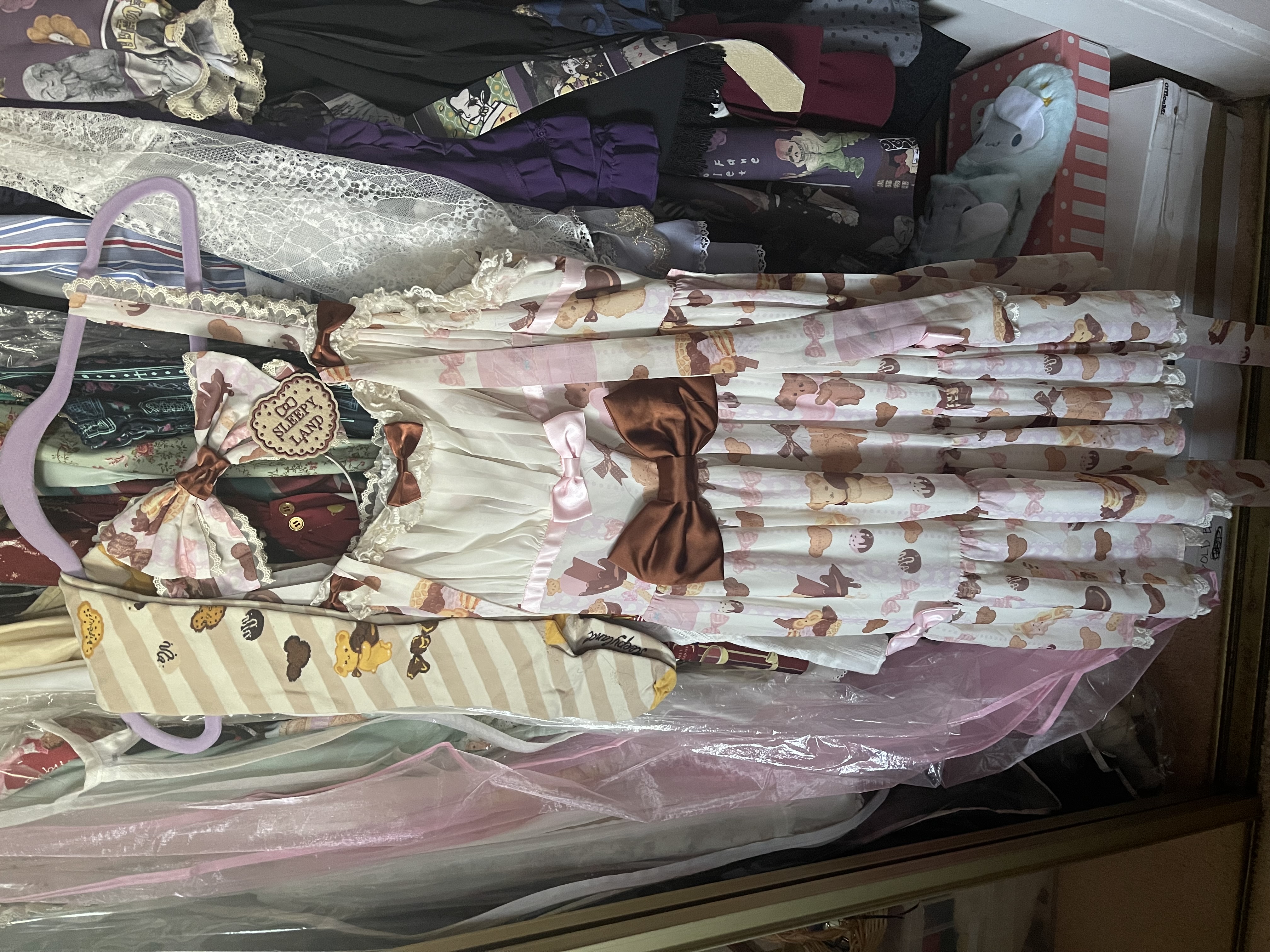 Biscuit bear is chocolatier set=EMERGENCY SALES! - Jumperskirt - Lace ...