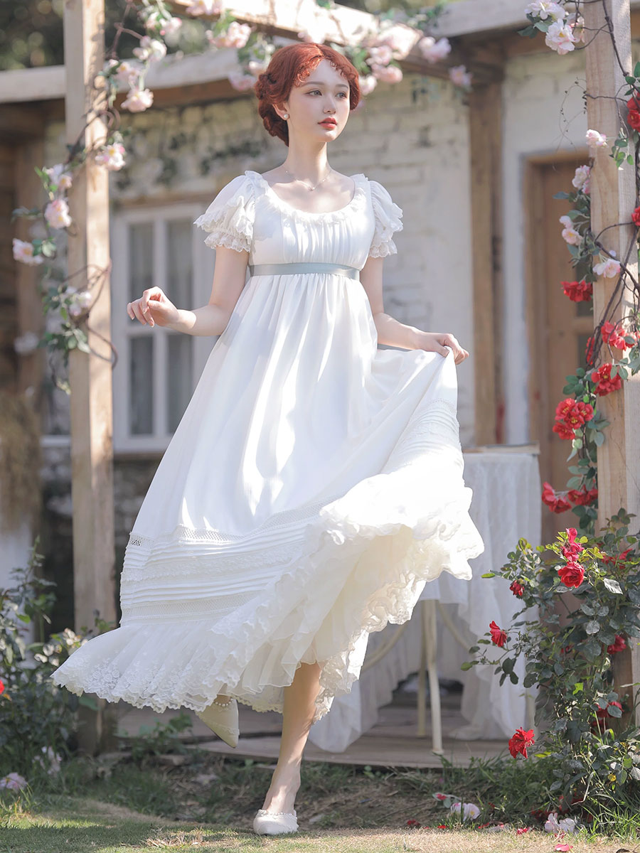 Resplendent Galaxy "Walking on Clouds" Regency OP (white, S, long ...