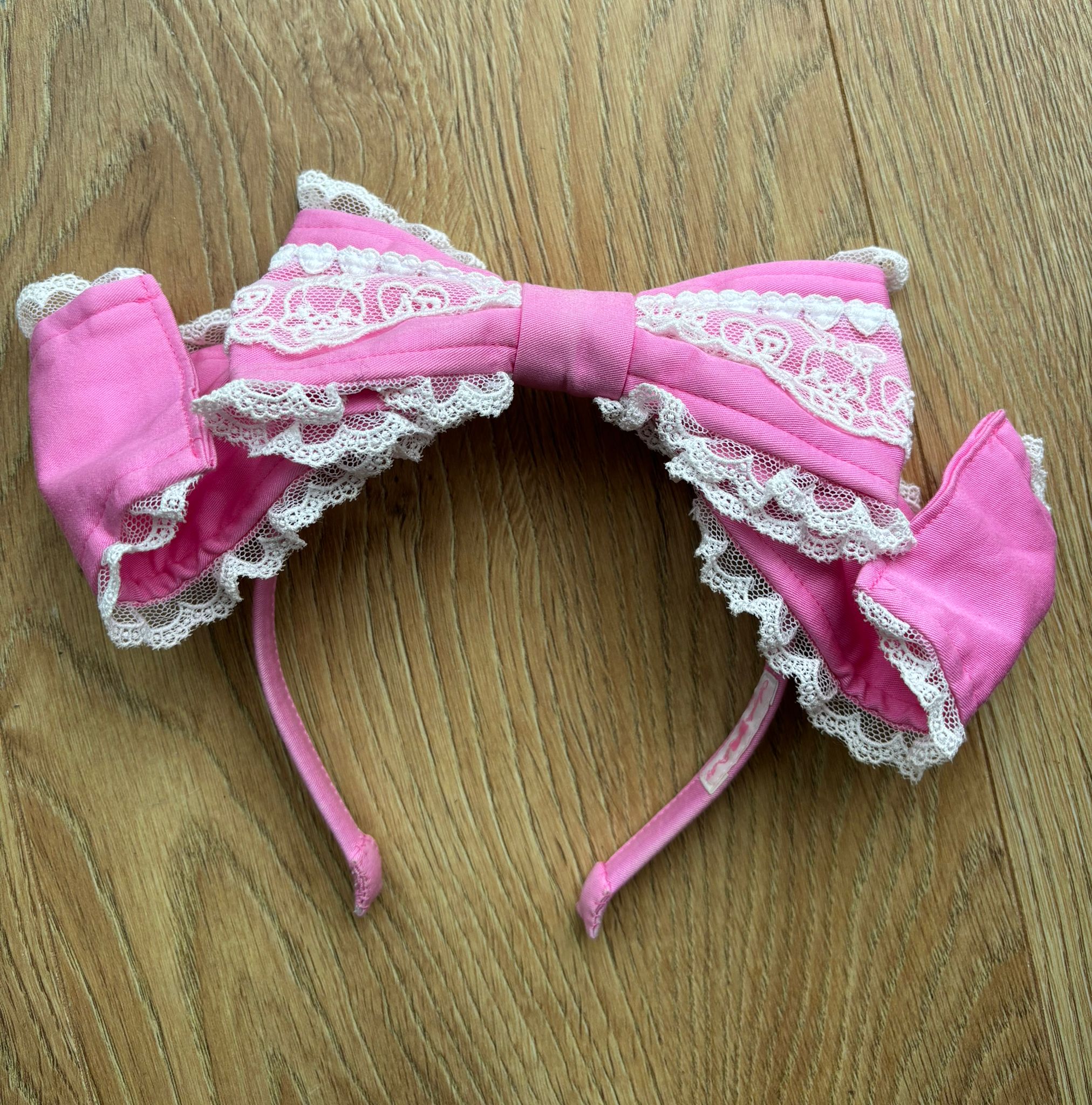 Lyrical Bunny Lace Twirling Head Bow in dark pink Angelic Pretty ...
