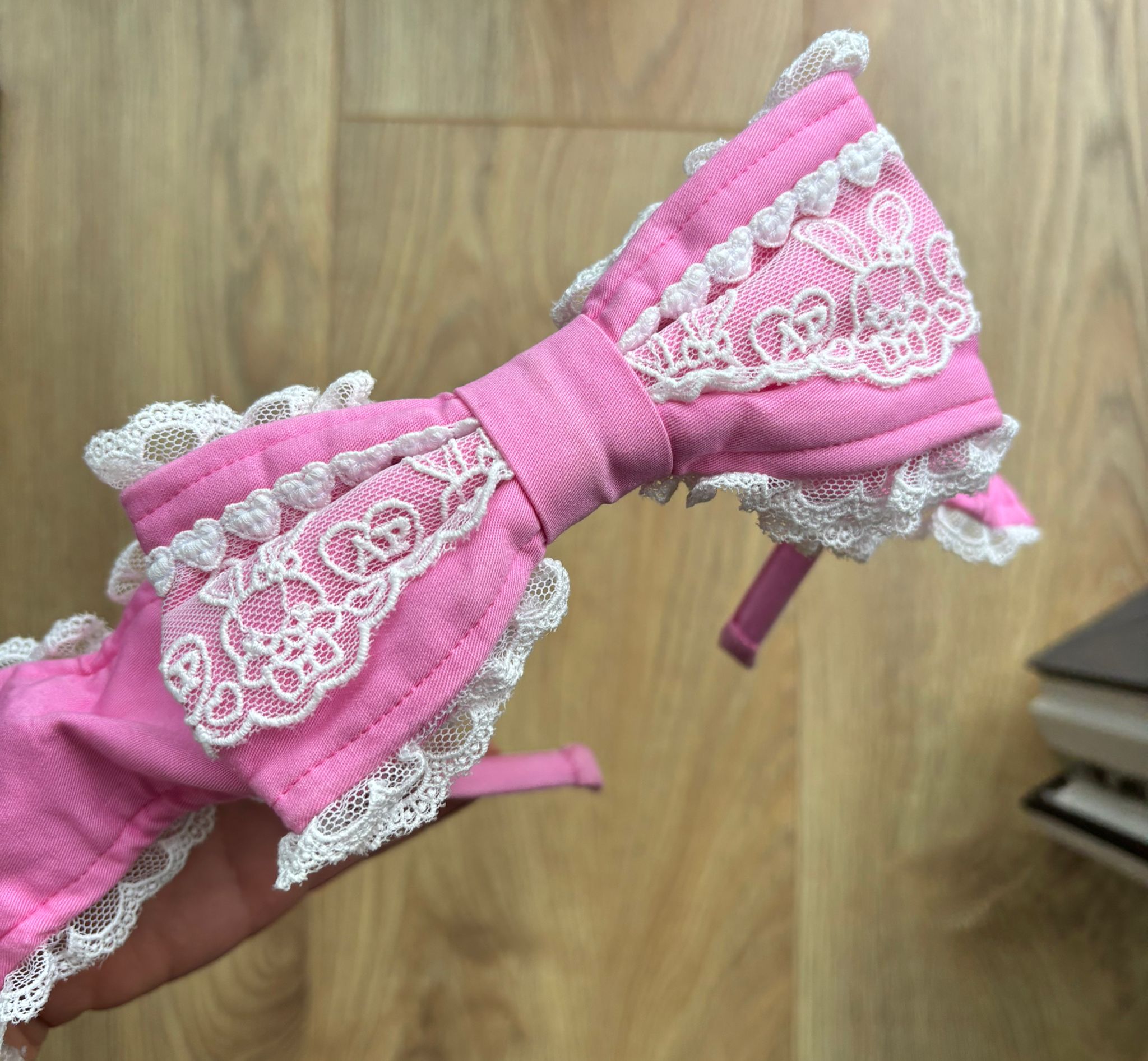 Lyrical Bunny Lace Twirling Head Bow in dark pink Angelic Pretty ...