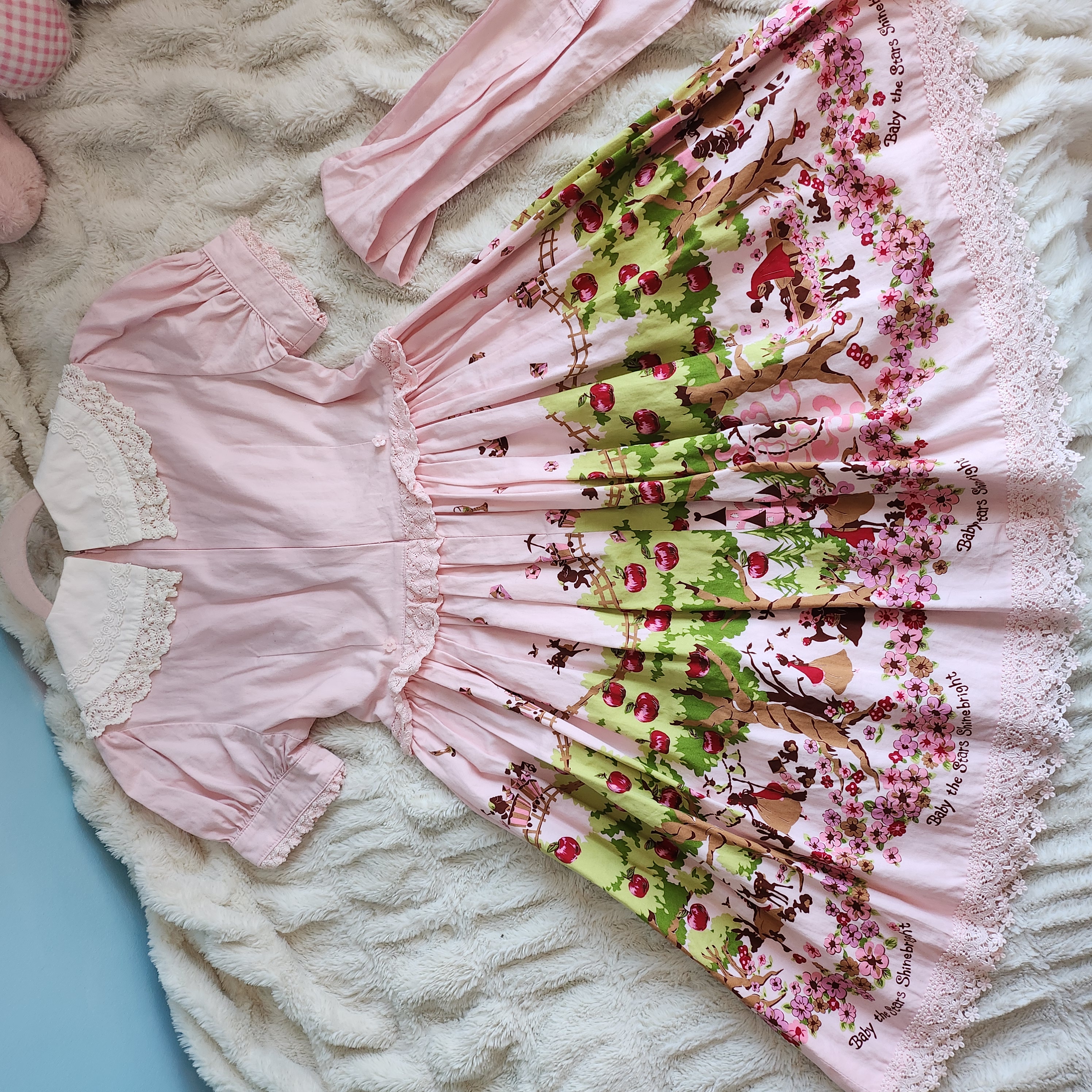 Snow White OP 2004 - One Piece - Lace Market: Lolita Fashion Sales